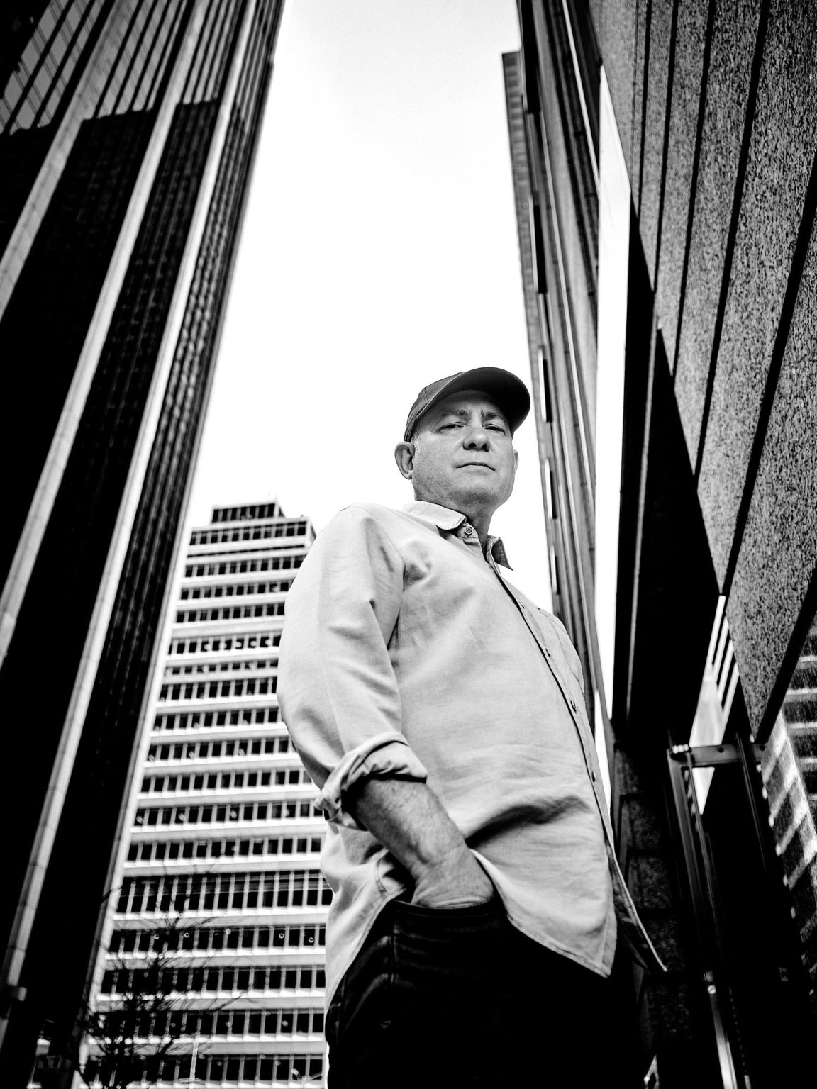 About Us – Dan Carlin